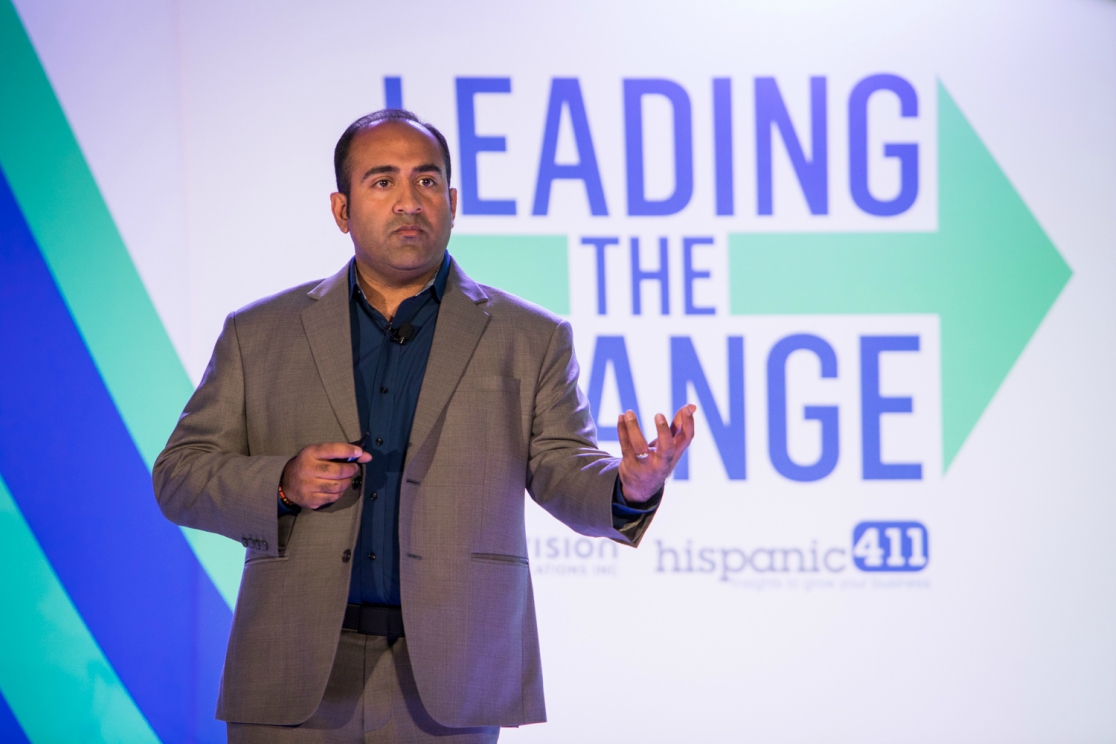 The Super Human Art of Predicting the Future - TelevisaUnivision